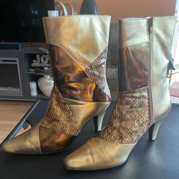 Bellini | Shoes | Gold Heeled Bellini Boots | Poshmark